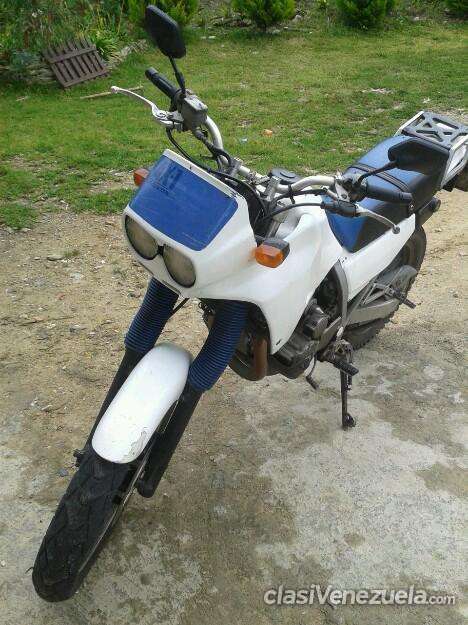 Tengo para vender urgente vendo honda ax1 edición especial muy buena ...